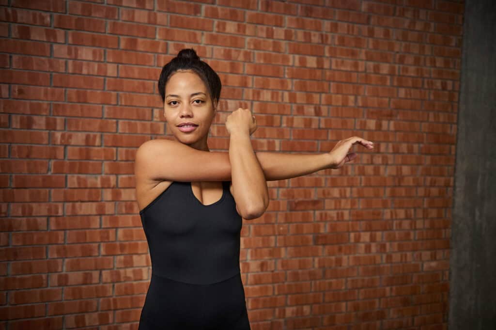 5 Simple Frozen Shoulder Exercises | Avoid Painkillers & Surgery